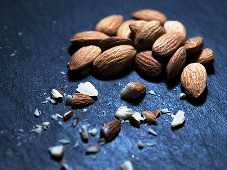 Le Fait De Grignoter Des Amandes Pourrait-il Aider à Réduire La Faim ...